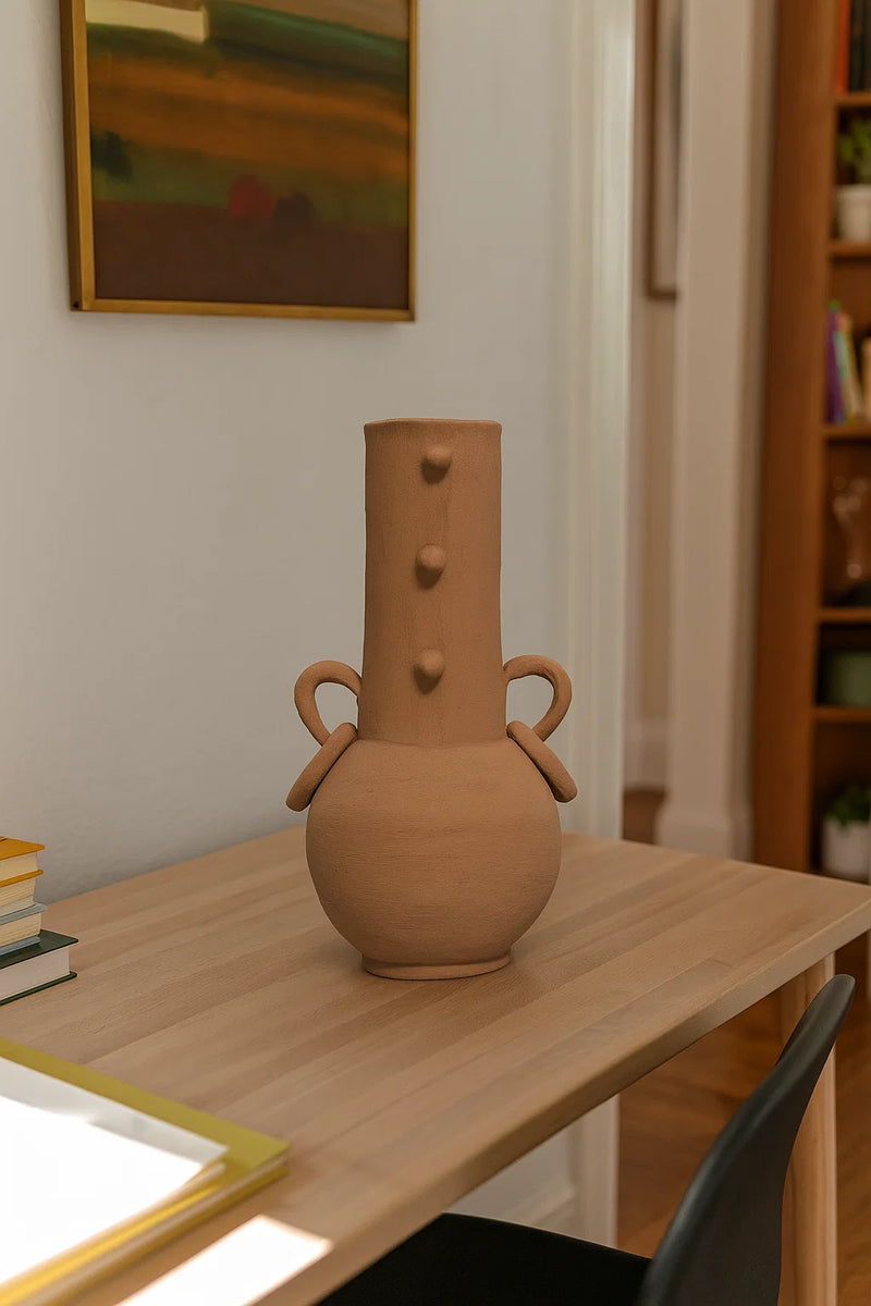 Kesh Gola Katam Spike | Statement terracotta vase – DARY LIVING